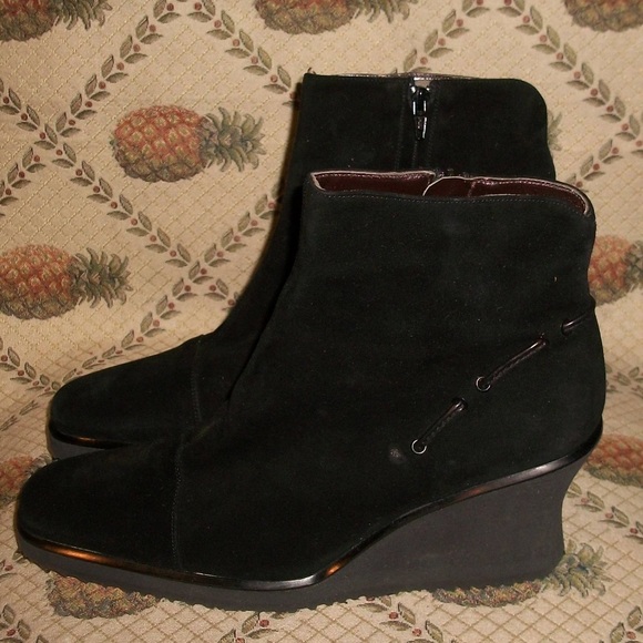Armando Pollini Italy | Shoes | Nwot Armando Pollini Design Black Suede ...